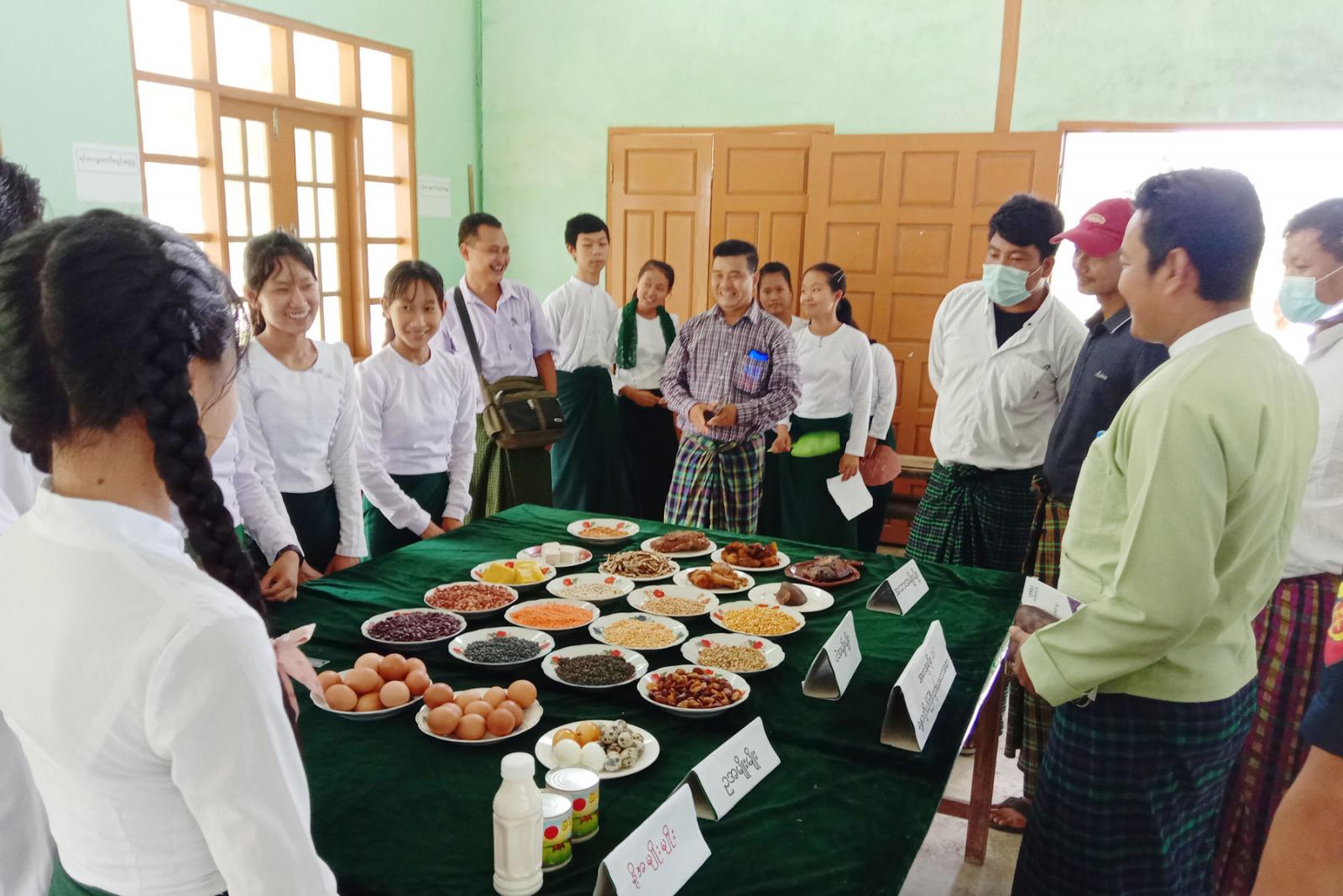 ဒေါ့ဖုန်းယန်မြို့၌ ကျောင်းကျန်းမာရေး သီတင်းပတ်လှုပ်ရှားမှု အထိမ်းအမှတ